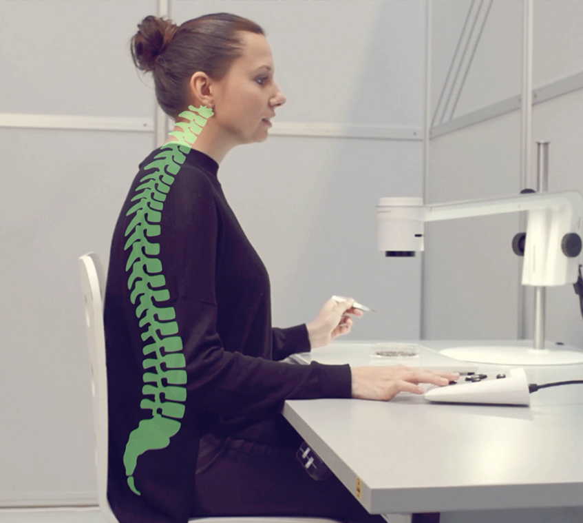 How do you use a microscope in correct posture? | TAGARNO